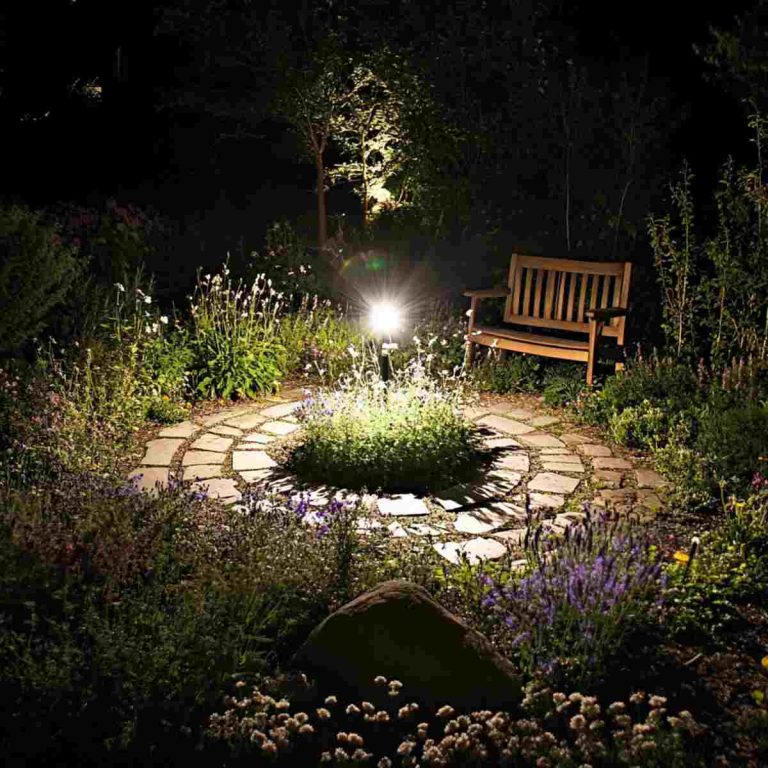 10 Magical Moon Garden Ideas That Glows at Night