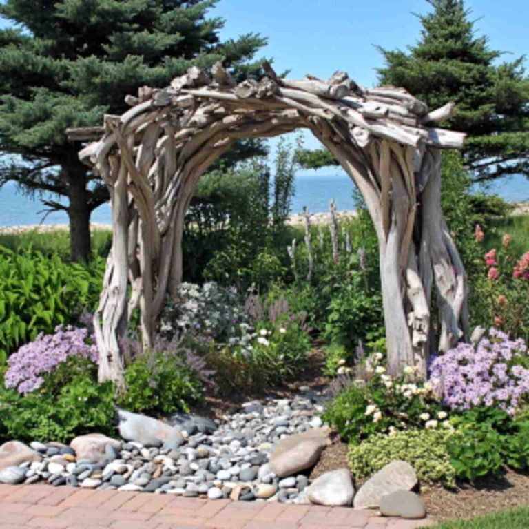 19 Unique Garden Arbor Ideas for Climbing Plants and Decor