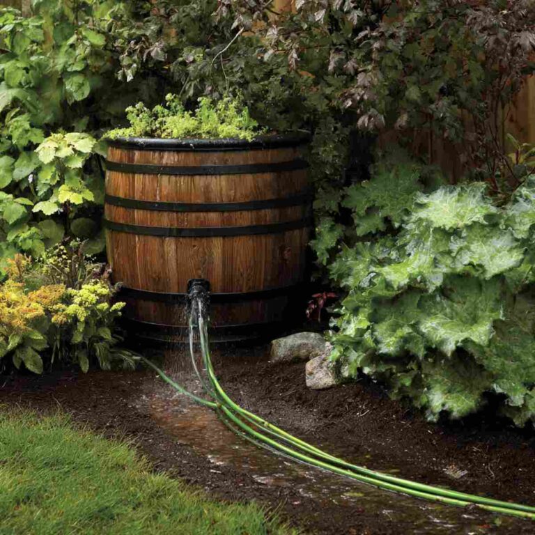 15 Brilliant Water Wick Systems to Keep Your Garden Thriving