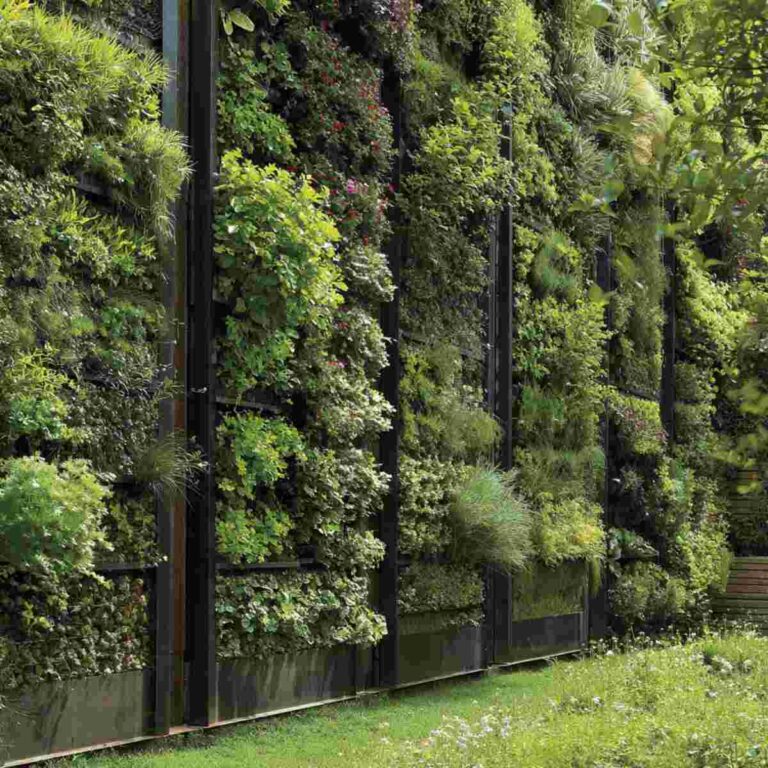 25 Wind-Resistant Garden Structures That Actually Work